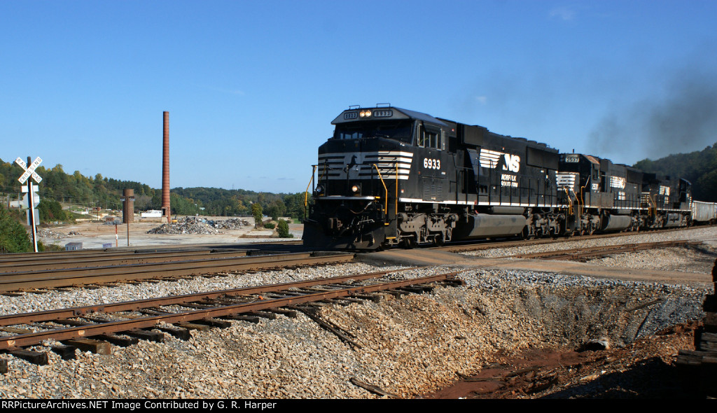 NS 6933 southbound on NS train 11R at Hurt, VA. Rubble of former Burlington Industries mill in ...